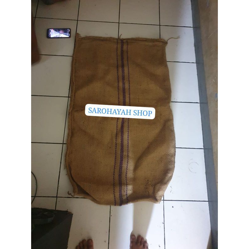Jual KARUNG GONI BEKAS 100 KG UKURAN 70X120 Cm | Shopee Indonesia