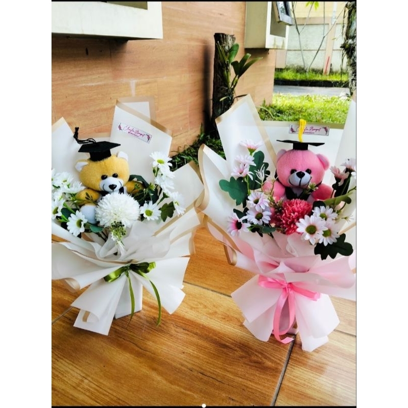 Jual buket / buket wisuda/ buket boneka wisuda/ buket wisuda | Shopee ...