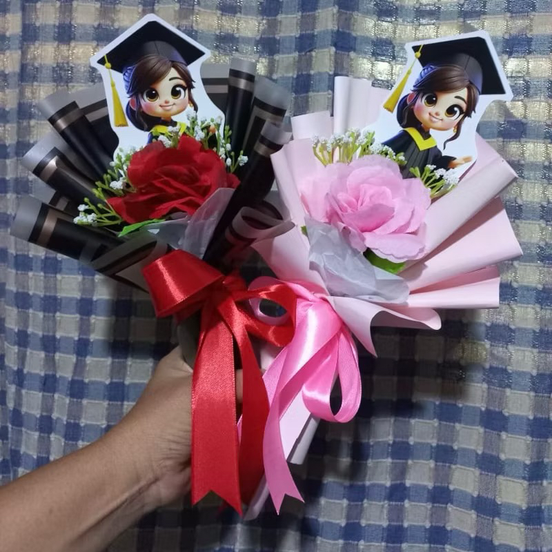 Jual [READY] Small Graduation Bouquet (Buket Wisuda Kecil) | Shopee ...