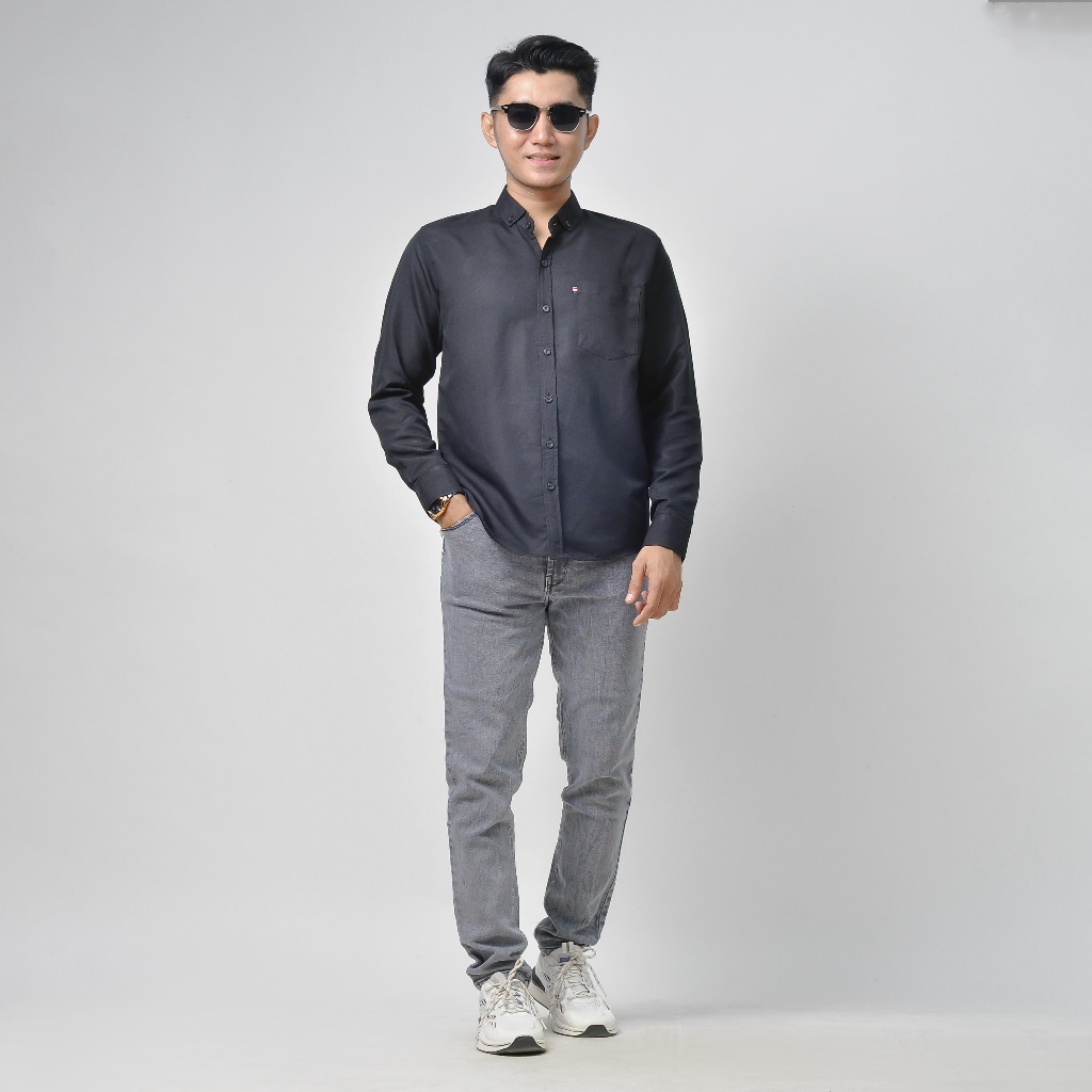 Jual NZL - Kemeja Polos Pria Slimfit Panjang Maroon Putih Hitam Navy ...