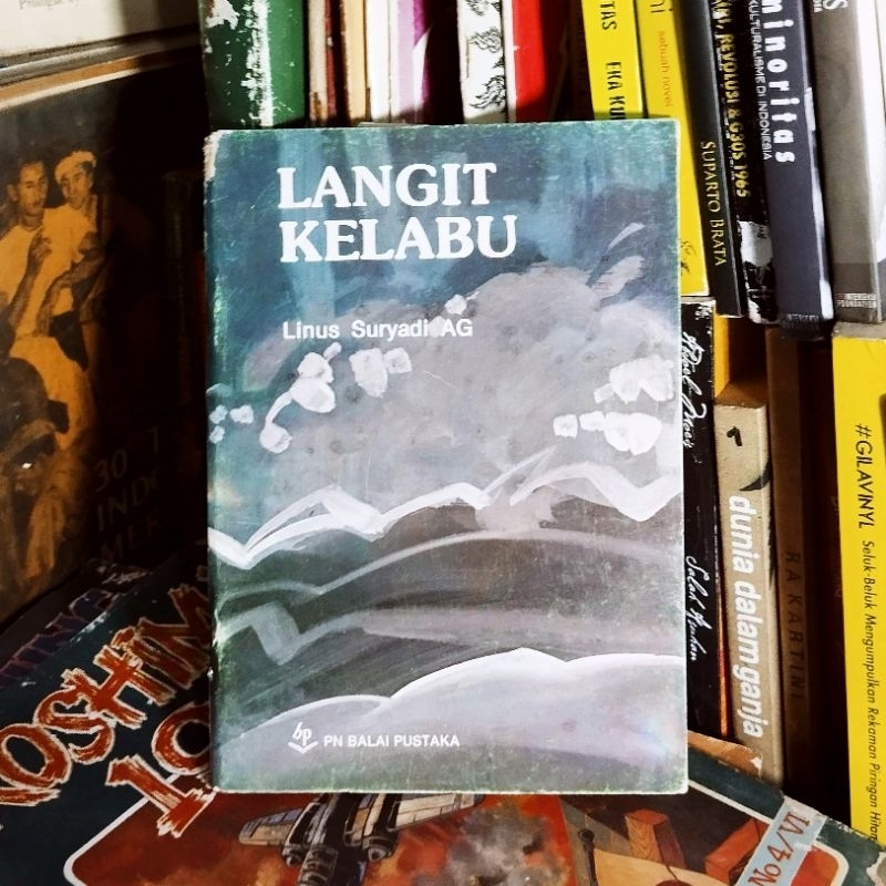 Jual Buku Puisi Langit Kelabu karya Linus Suryadi AG | Shopee Indonesia