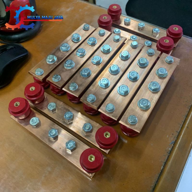 Jual Busbar Netral 5mm x 50mm x 150mm 4 lubang + baut M8 isolator ...