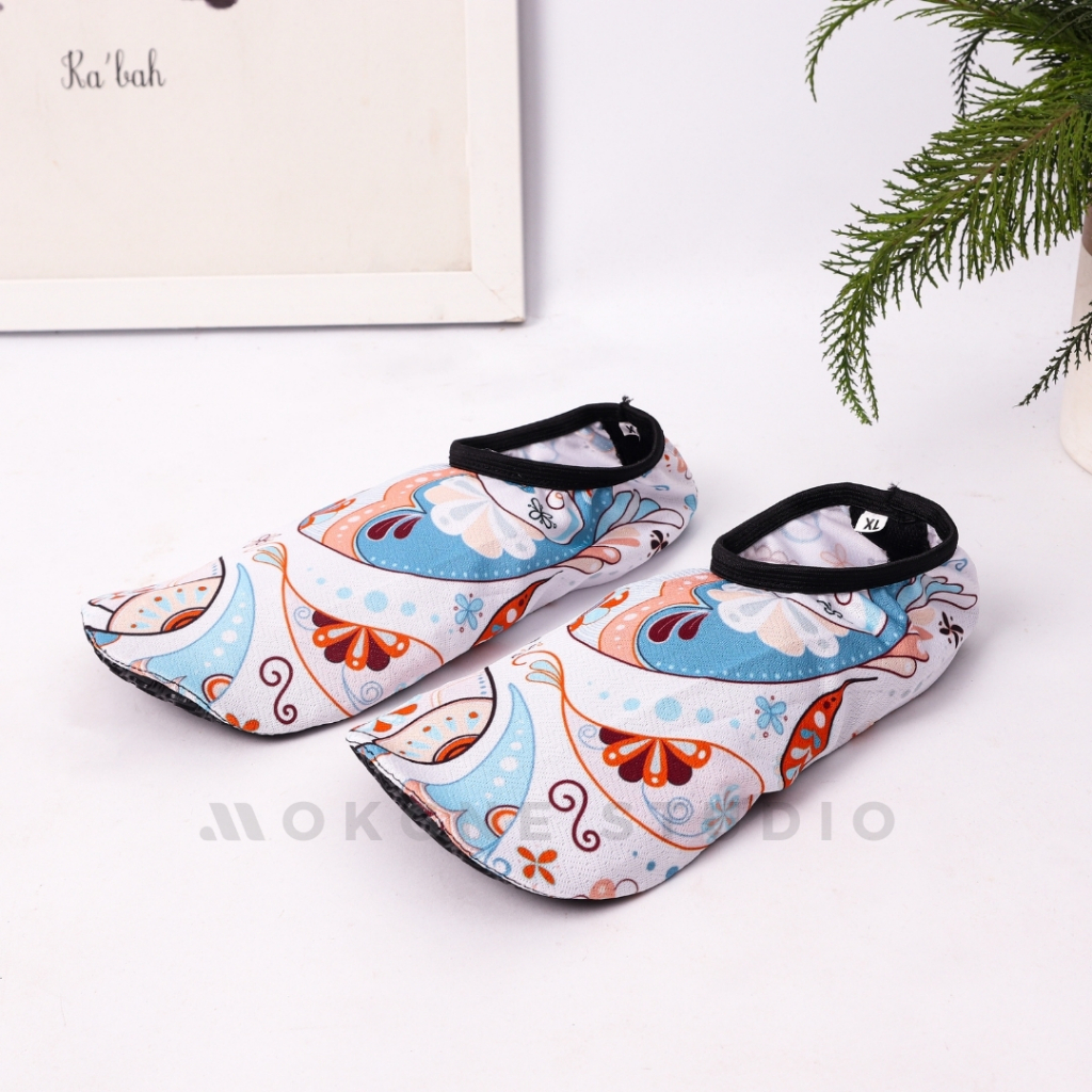 Jual MOKGNE - Sepatu Tawaf Motif Anti Slip Big Size Wanita dan Pria ...