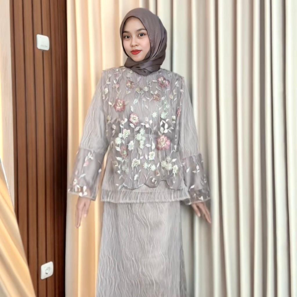 Jual Delova Wardrobe - NAZERA SET Brukat Modern One Set Kebaya Brokat ...