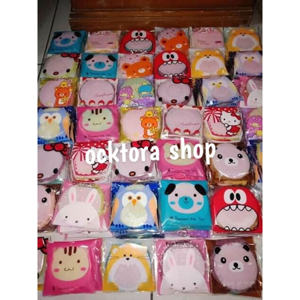 Jual Aromanis sandwich karakter per 100 pcs | Shopee Indonesia