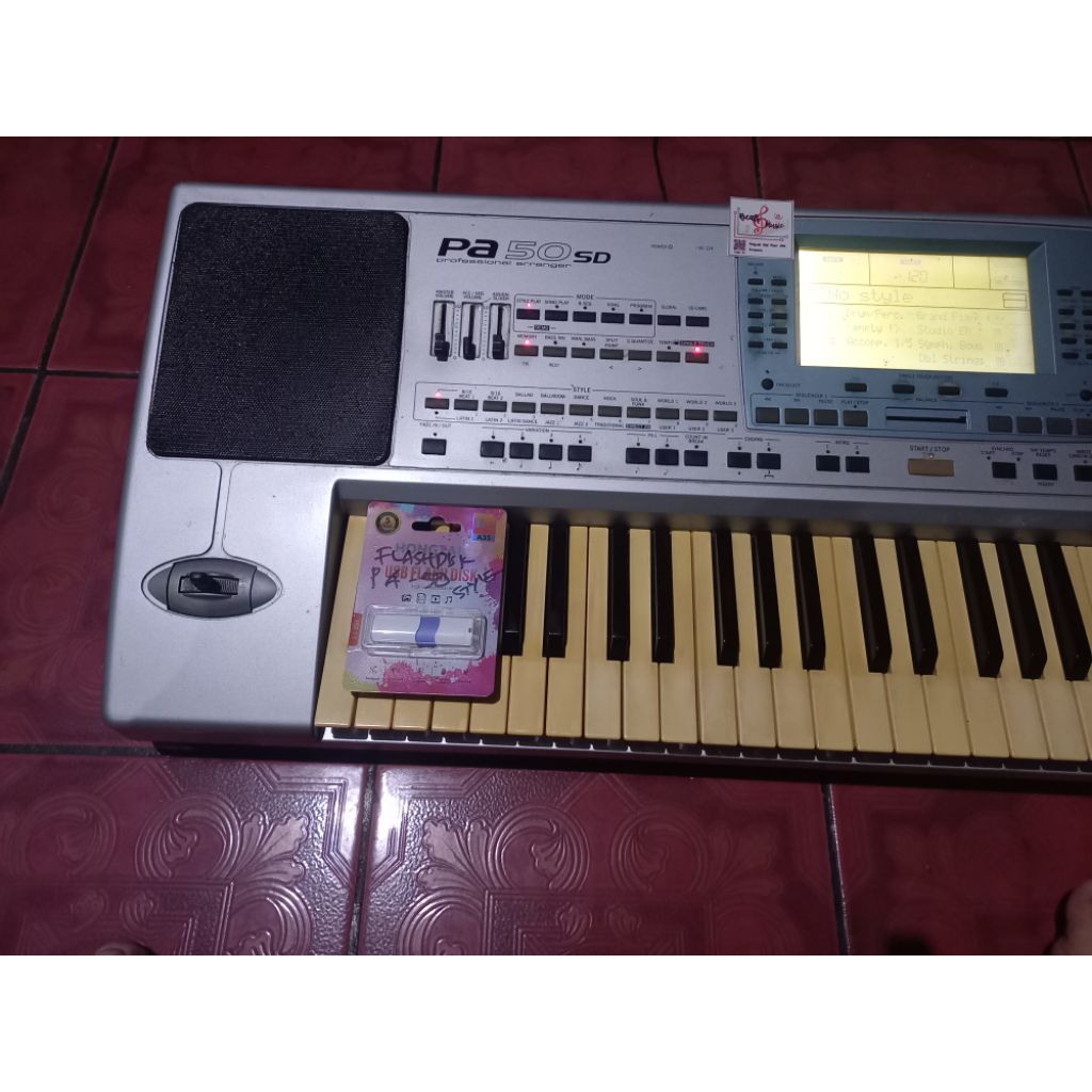 Jual keyboard musik/piano/organ tunggal/KORG PA50 USB/plasdisk second ...