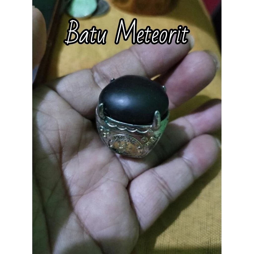 Jual Batu Cincin Meteorit Mengandung Logam ( ada Tarikan Magnet ...