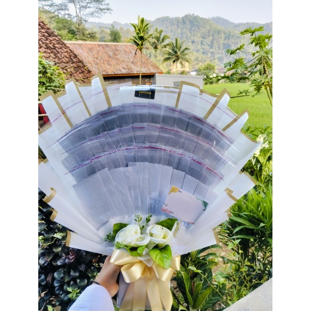Jual Buket Uang Kosong Isi 50 Lembar Bunga Hias Mawar Artificial/Buket ...