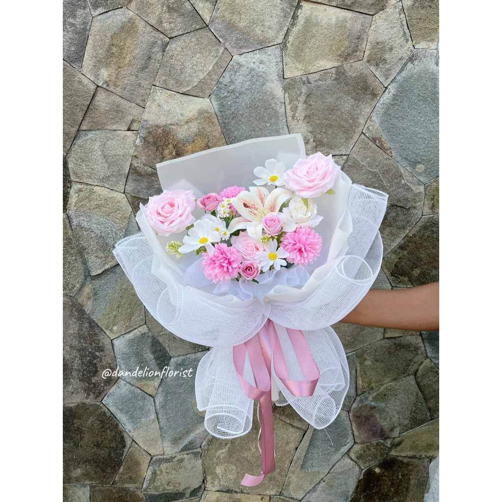 Jual Bucket Bunga Artificial with mesh. Pengiriman sameday chat admin ...