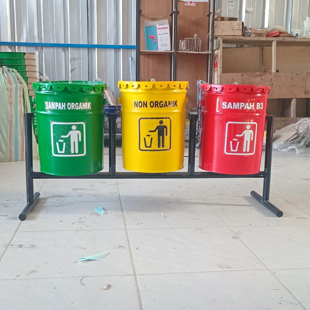 Jual tempat sampah kaleng kapasitas 20liter 3pilah | Shopee Indonesia