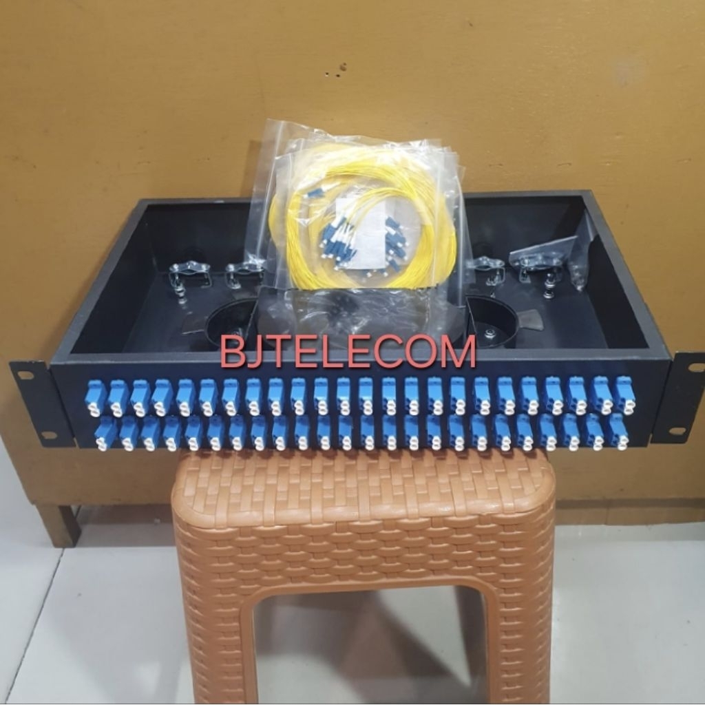 Jual OTB RACK 96CORE LC UPC LENGKAP ADAPTER LC BIRU DAN PIGTAIL LC ...