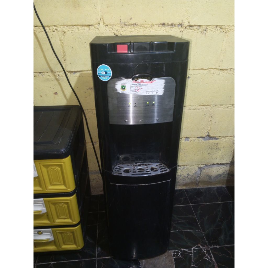 Jual dispenser sharp galon bawah | Shopee Indonesia