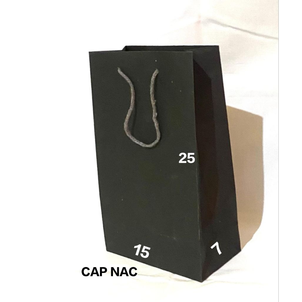 Jual Paper bag hitam ukuran 15×25 / Tas Kertas / Goodie bag | Shopee ...