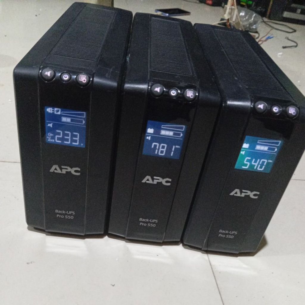 Jual UPS APC BR550 BACK UPS PRO 550 GI BATERAI NEW | Shopee Indonesia