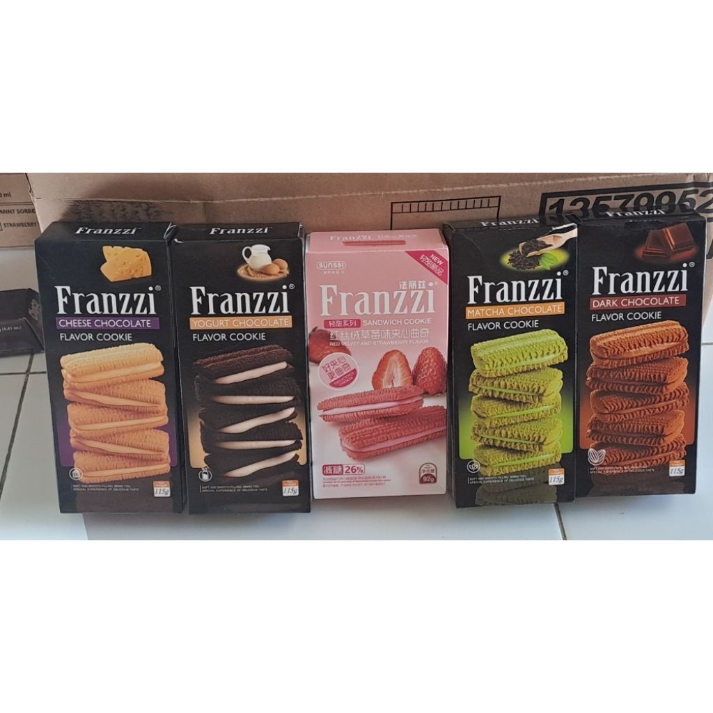 Jual FRANZZI SANDWICH COOKIES KRIM 115 GRAM | Shopee Indonesia