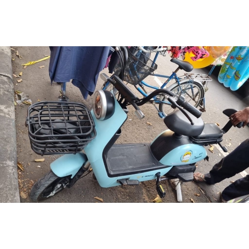 Jual Sepeda Listrik Uwinfly Redfish 6 (RF-6) (seken, kondisi bagus ...