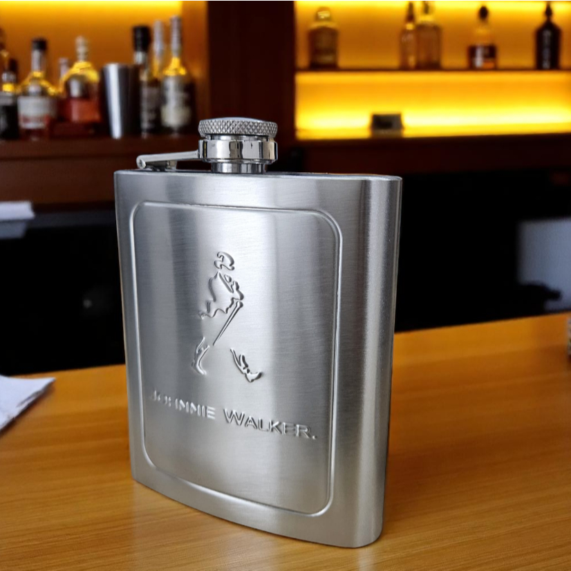 Jual Stainless Steel OMHZ6CSV Hip Flask Johnnie Walker 7 Oz - Silver ...