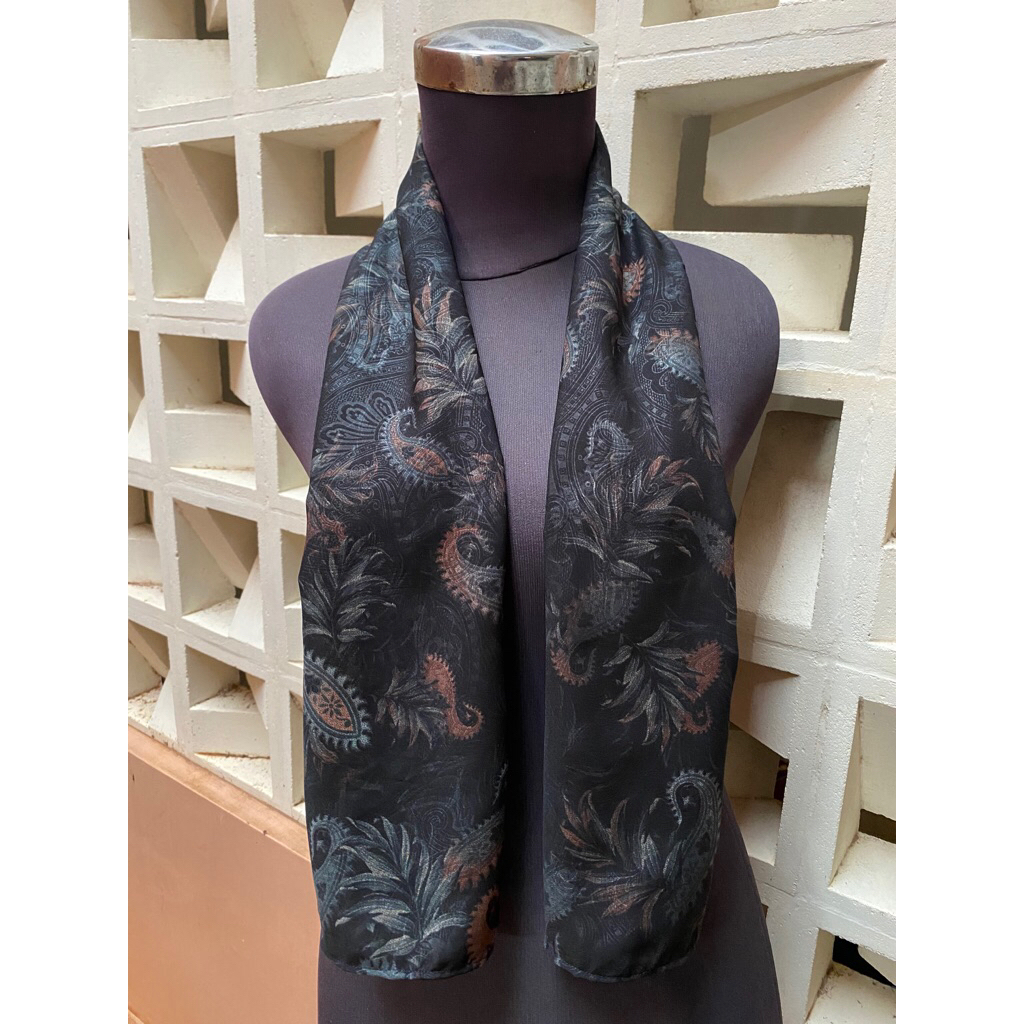 Jual JUSA SYAL SCARF IMPOR AKSESORIS LEHER ETNIK INDONESIA AGUSTUSAN ...