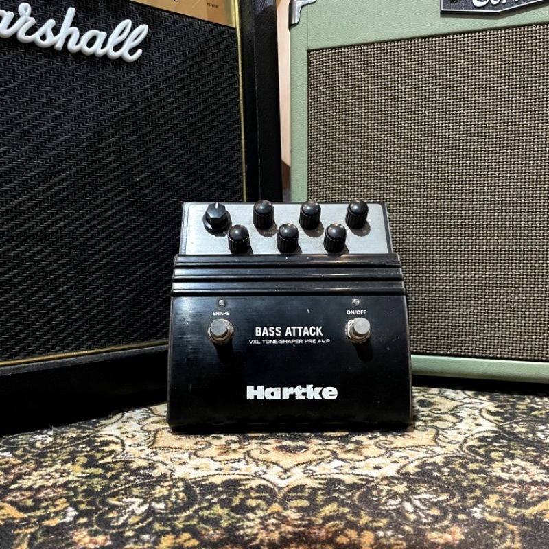 Jual Hartke Bass Attack DI Out Preamp Efek Bass Preamp Original ...
