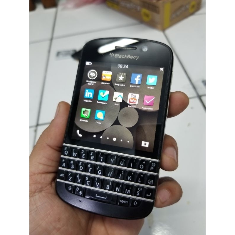 Jual blackberry q10 original black | Shopee Indonesia