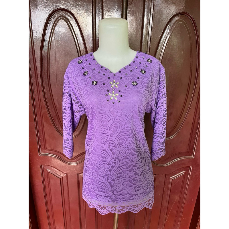 Jual Atasan Blouse Renda Kebaya Leher V Model Terbaru Lengan Lurus ...