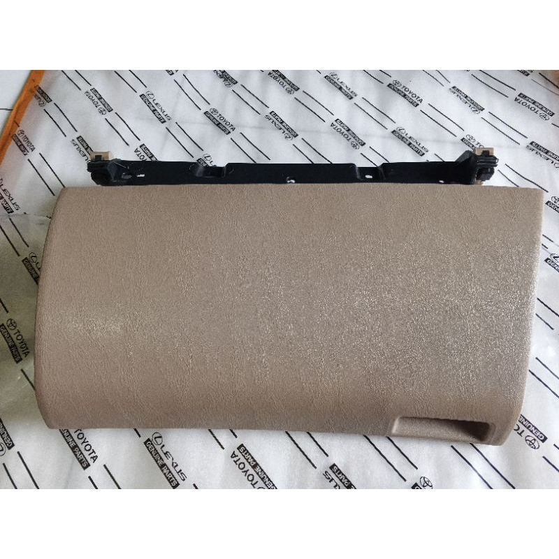 Jual tutup laci komplit dashboard Innova lama 2004-2015 original ...