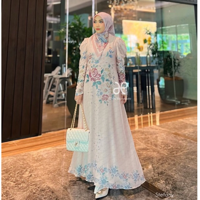 Jual DYN CLOTHINGLINE - Stefany Dress | Shopee Indonesia