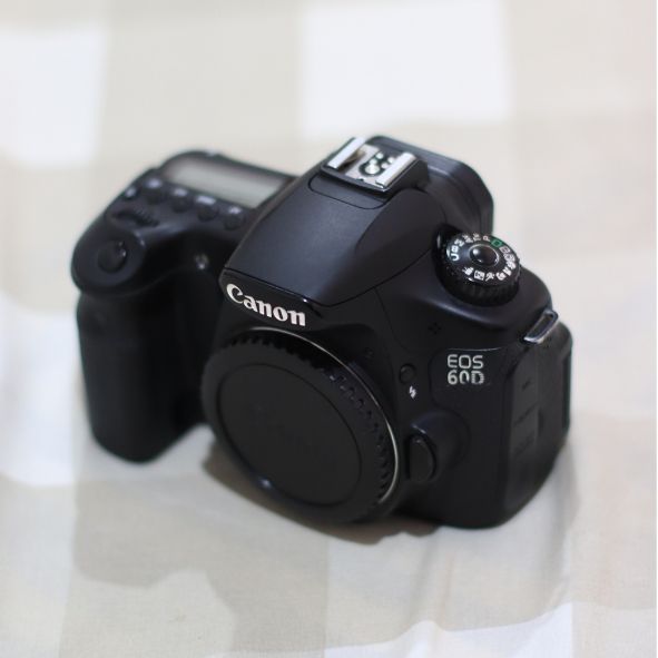 Jual CANON EOS 60D BODY ONLY FULLSET MULUS | Shopee Indonesia