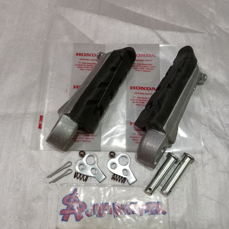 Jual karet foot step pijakan kaki depan kanan kiri honda cb150r old ...