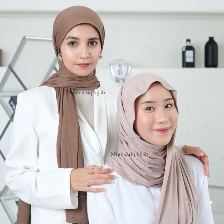 Jual Pashmina Kaos Rayon cooltech || pasmina rayon spandek Oman (SAHARA SHAWAL TURKEY) | Shopee ...