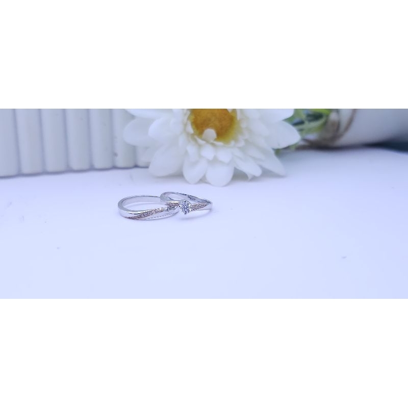 Jual celia wedding ring emas putih berlian | Shopee Indonesia