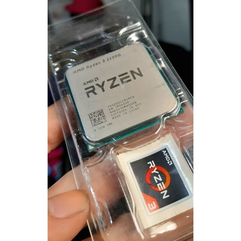 Jual CPU Amd ryzen 3 2200g second full box Cooler original bawaan ...