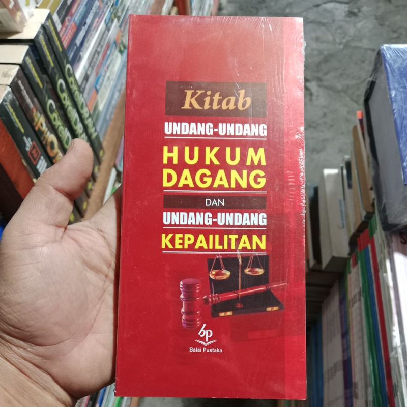 Jual kitab Undang-Undang Hukum dagang Dan Undang-Undang Kepailitan | Shopee Indonesia