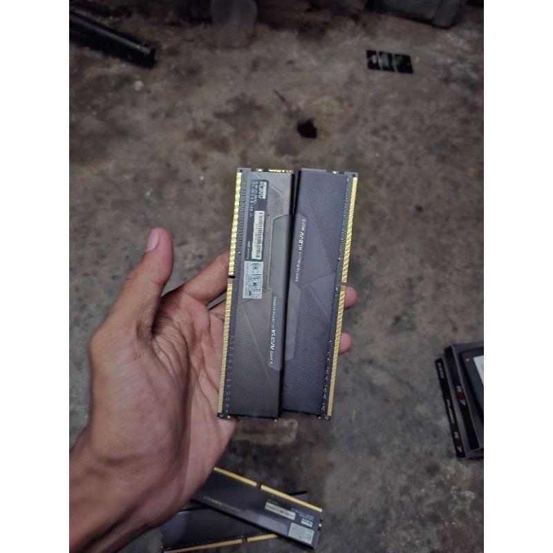 Jual KLEVV DDR4 BOLT X Series PC25600 3200MHz Dual Channel 16GB (2x8GB ...