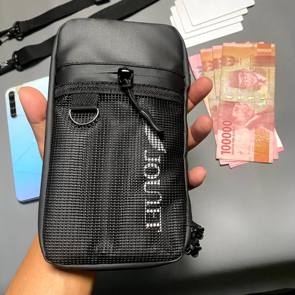Jual DOMPET HP DAN KARTU HANGING WALLET WATERPROOF | Shopee Indonesia