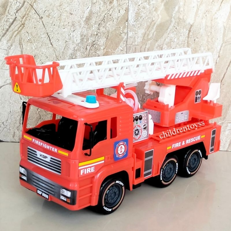 Jual Mainan Mobil Pemadam Kebakaran Semprot Air / Truck Pemadam ...