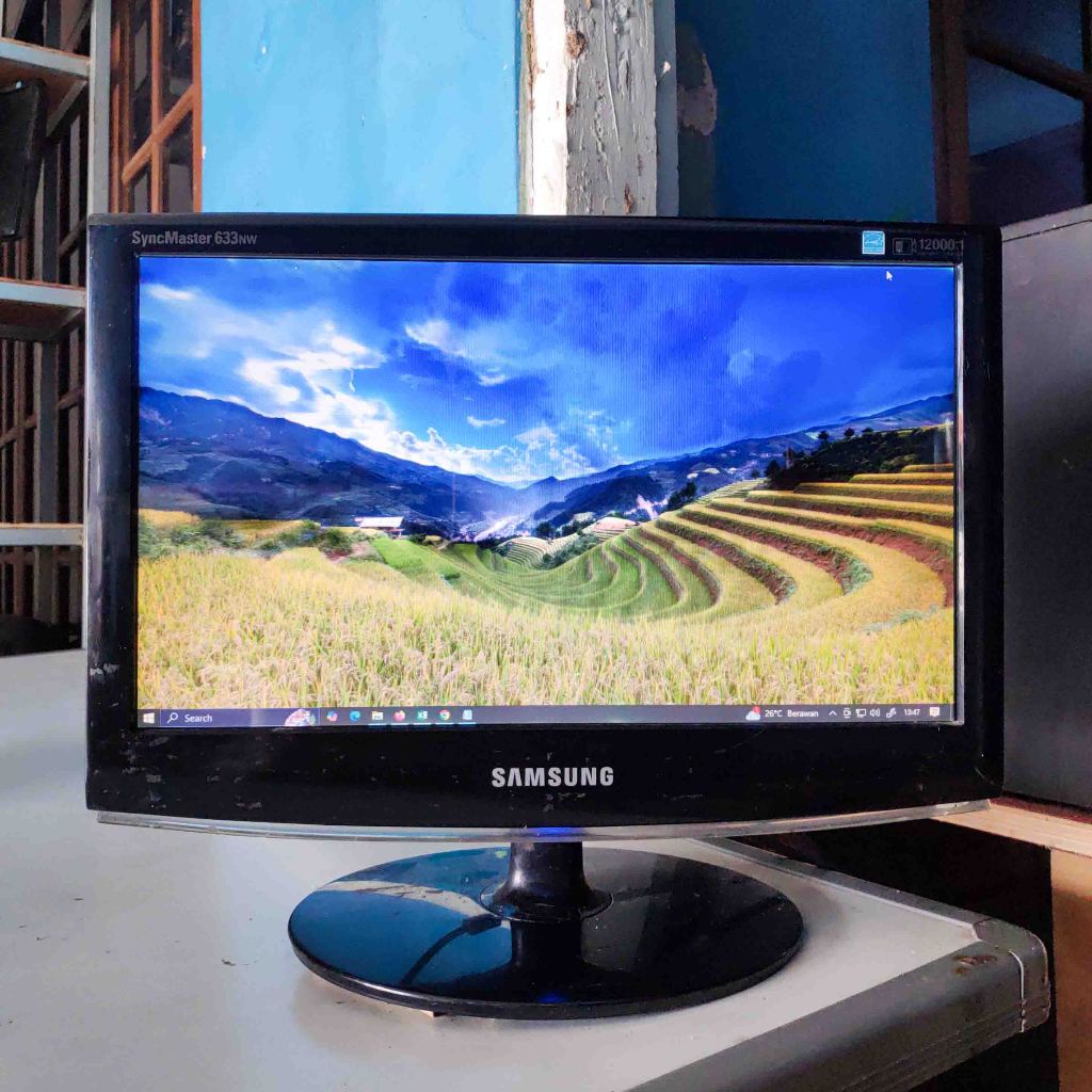 Jual Monitor Merk Samsung Lcd 16 Inch Wide Kondisi Normal | Shopee ...