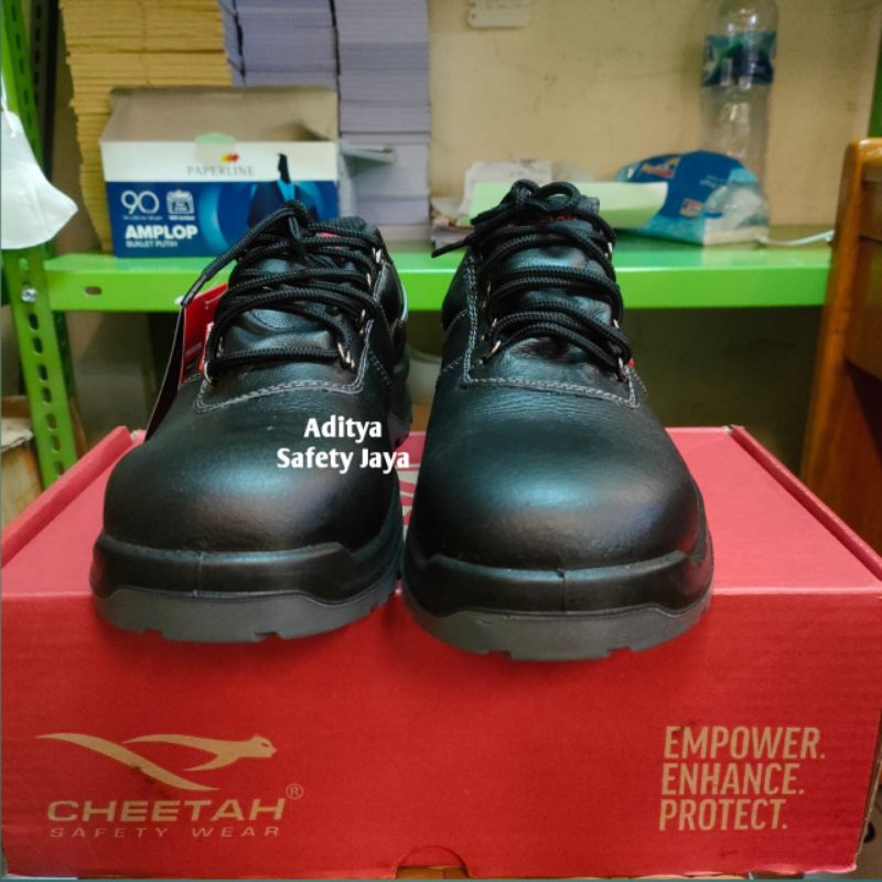 Jual Sepatu Safety Cheetah 7012H Original / Safety Shoes Cheetah 7012 ...