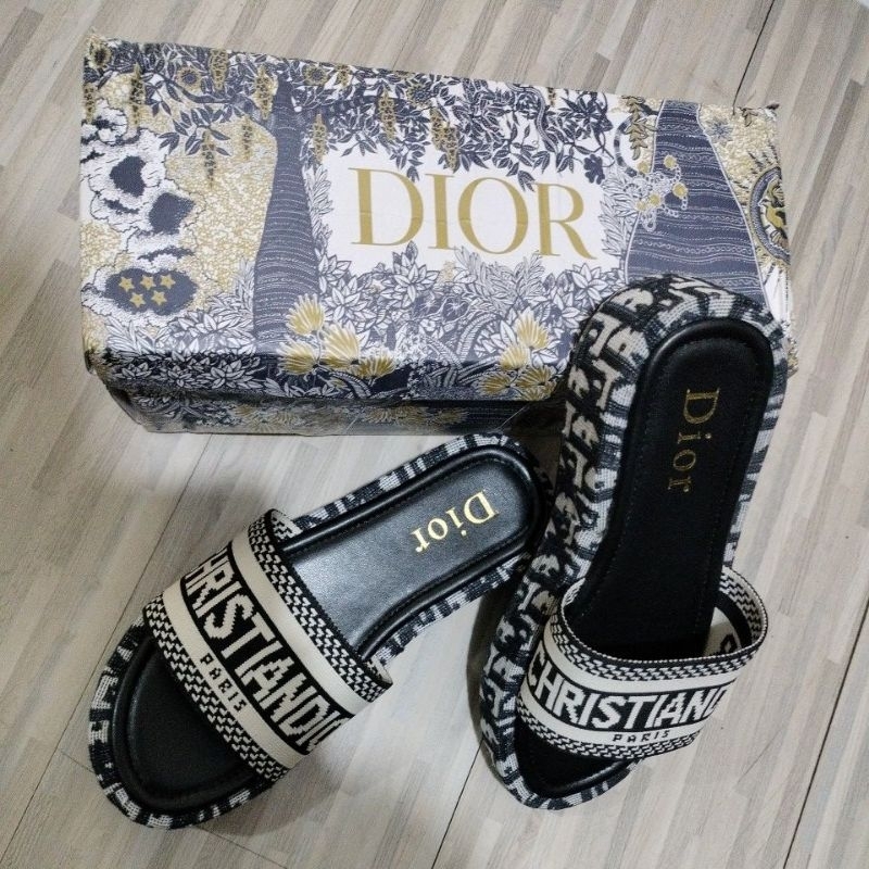 Jual sendal wanita DiOr size 37 | Shopee Indonesia