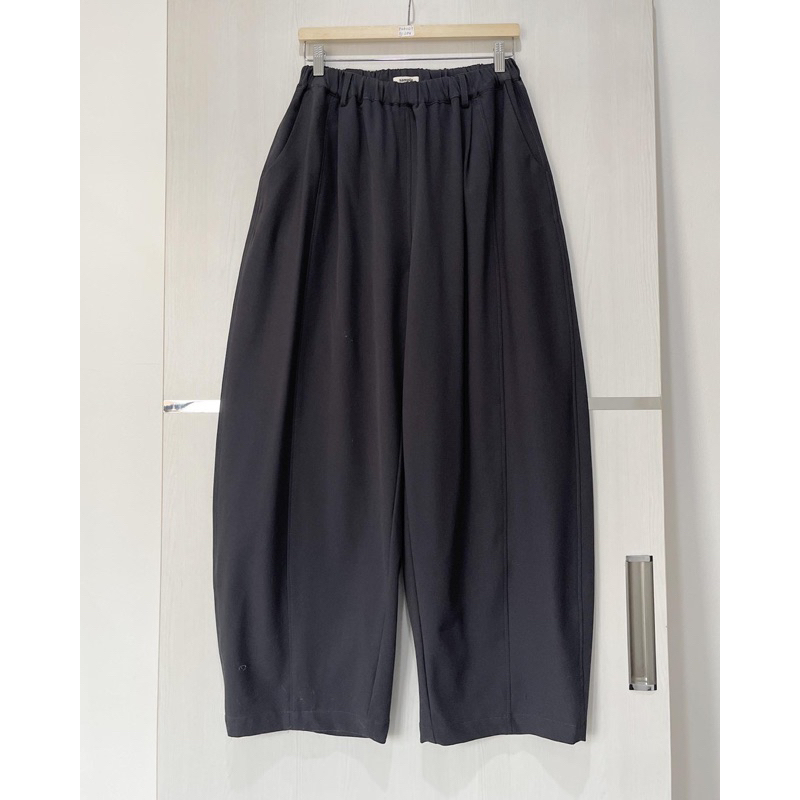 Jual new sample loose barrel pant - greyblack | Shopee Indonesia