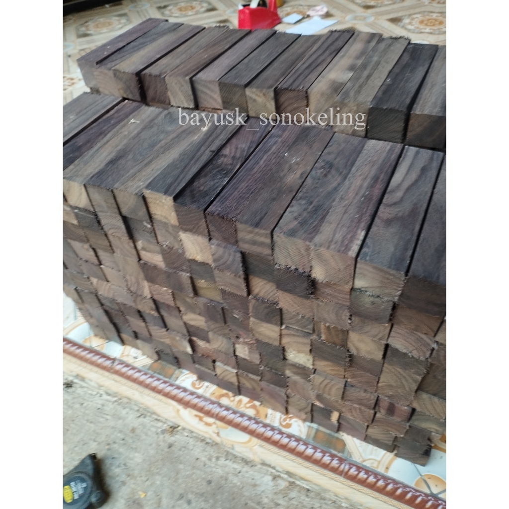 Jual Kayu sonokeling bahan gagang ready full galih ukuran 3 x 3 x 12 cm ...