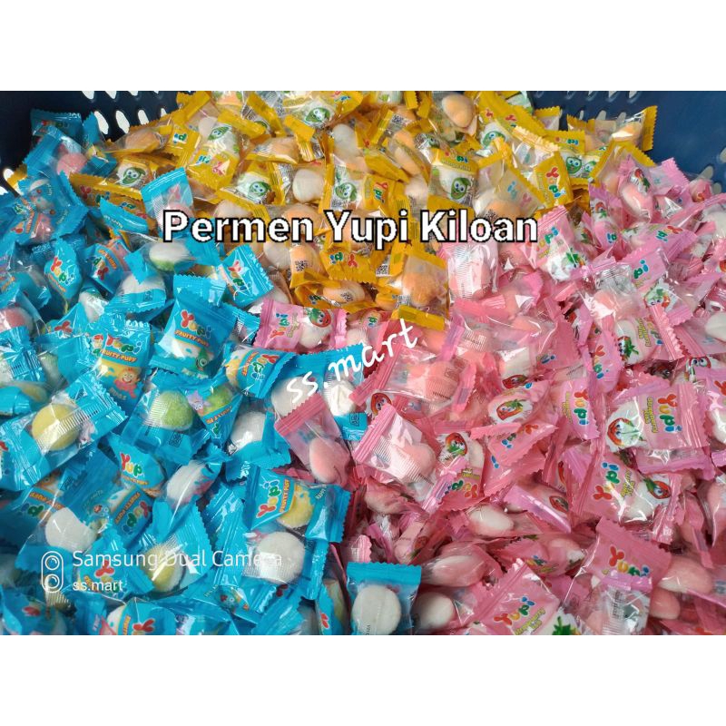 Jual Permen Yupi kiloan mix strawberry mangga tutty fruity 1kg | Shopee ...