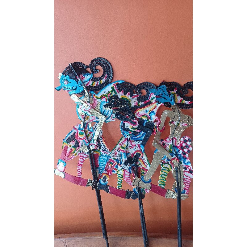 Jual WAYANG mini mainan isi 3 terlaris wayang kulit bisa cod | Shopee ...