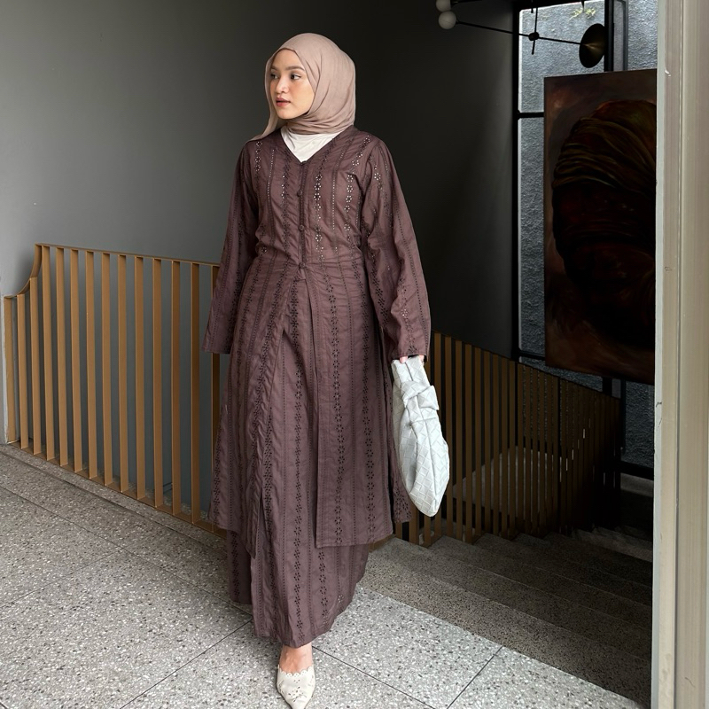 Jual Ameera Tunic Set / Formee Outfit / One Set Melayu / Tunik Melayu ...