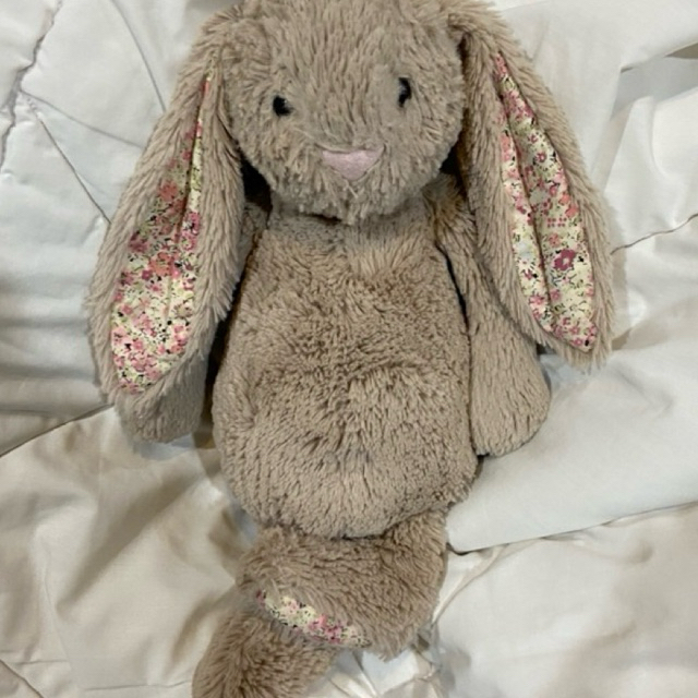 Jual Jellycat Bashful Bunny Medium Beige Flower | Shopee Indonesia