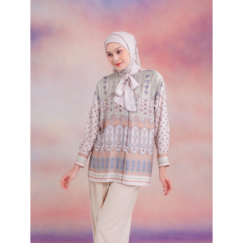 Jual Navia Top beige - Aleza Label | blouse Wanita | raya 2025 ...