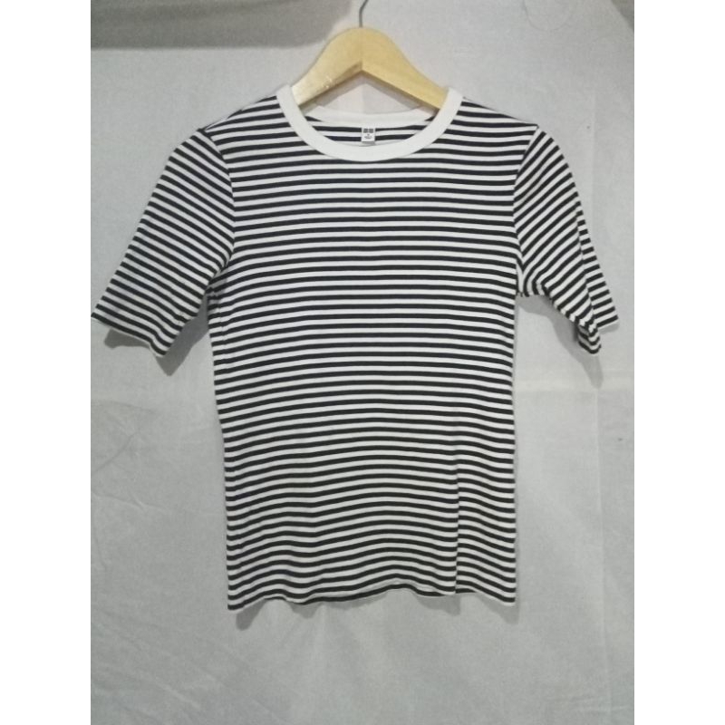 Jual knit salur (UNIQLO) | Shopee Indonesia