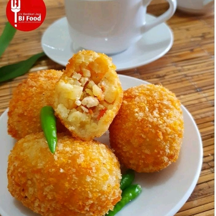 Jual Kroket/ Kroket Kentang Ayam/ Kroket Enak/ Kue Tradisional/ Jajanan ...