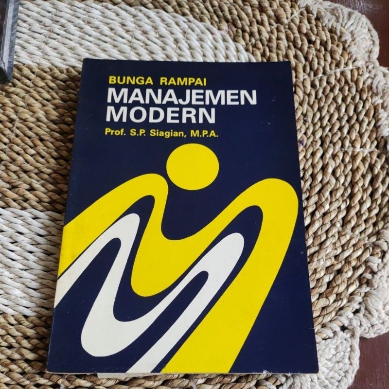 Jual BUNGA RAMPAI MANAJEMEN MODERN - PROF SP SIAGIAN original | Shopee ...