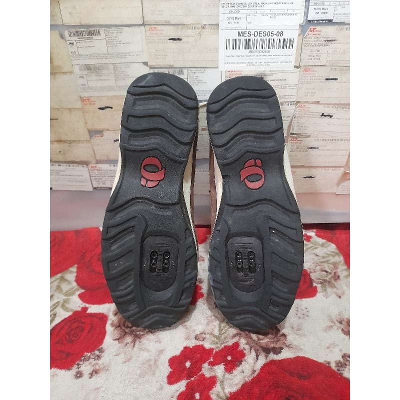 Jual sepatu sepeda cleat pearl izumi size 43,5 | Shopee Indonesia